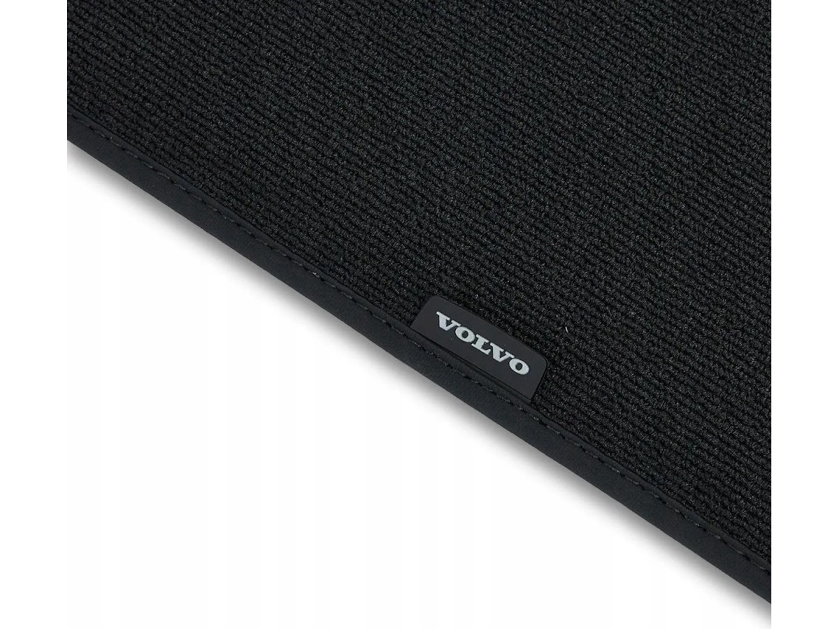 Volvo Waterproof Reversible Carpeted Cargo Area Mat Charcoal Solid ...
