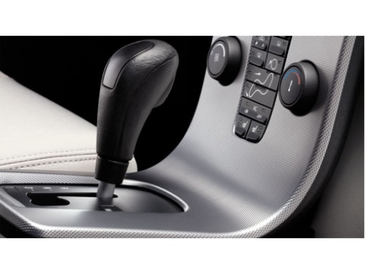 Volvo Tunnel Console Decor Panel - Aluminum - 8648428 | Volvo Dealer ...