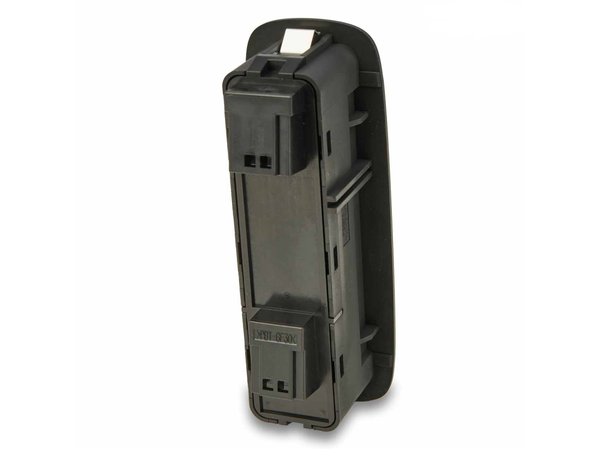 Volvo Towbar Hitch Operation Button W/Folding Seats - 31453060 | Volvo ...