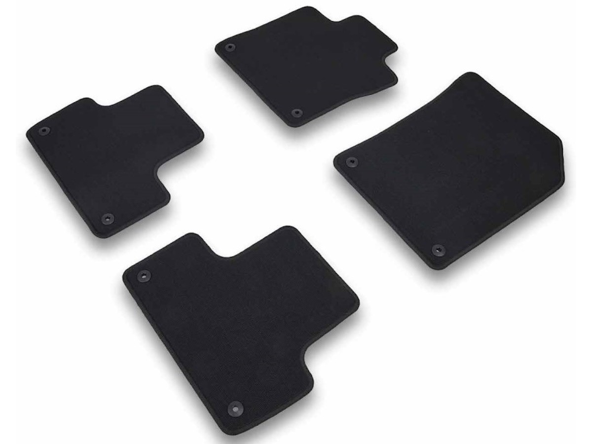Volvo XC60 Carpeted Floor Mats Kit Of Four In Charcoal Color - 32216555 ...