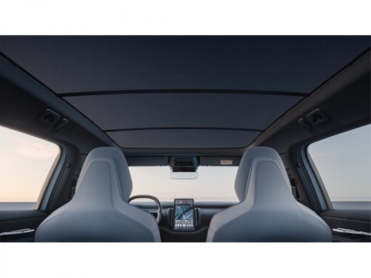 Volvo Sun Shade For Panoramic Roof - 80005677 | Volvo Dealer Accessories